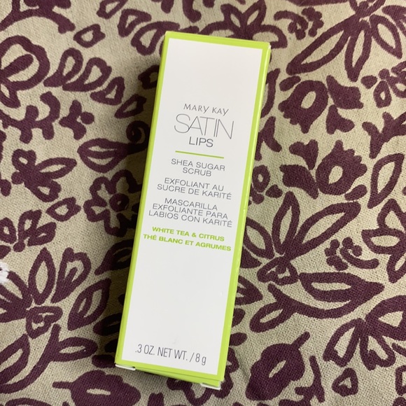 Mary Kay | Skincare | Mary Kay White Tea Citrus Satin Lip Kit | Poshmark